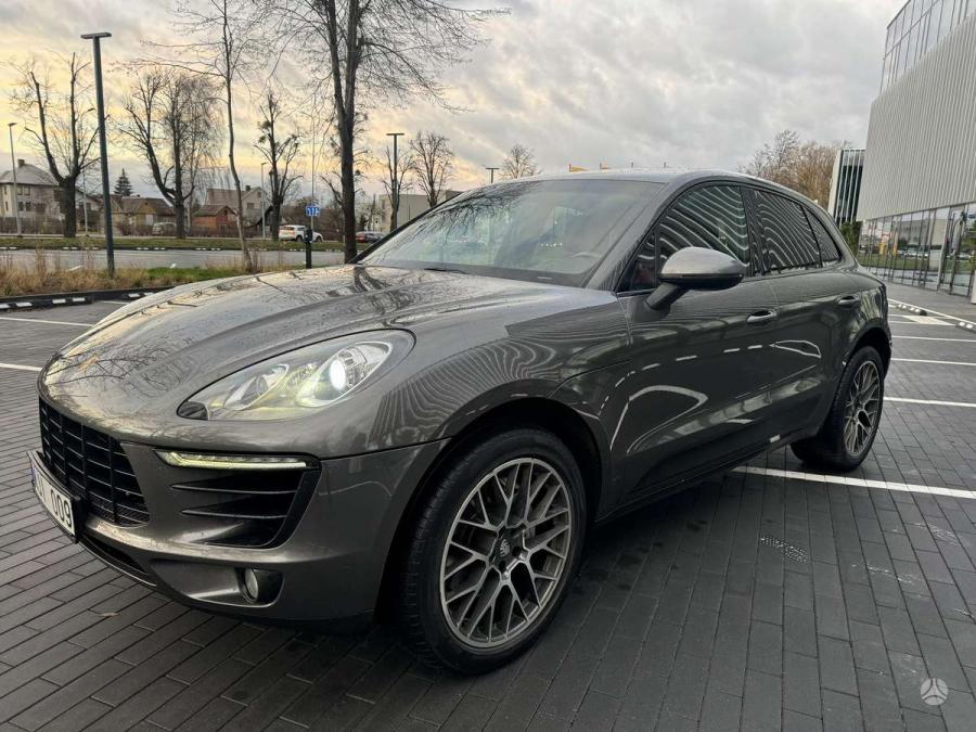 Pelēks Porsche Macan 2014 Kauņa, ar dzinēja tilpumu 2.97 L un nobraukumu 285 tūkst. km par 18500 €, foto 8 vietnē AUTOMOTO.COM.LV