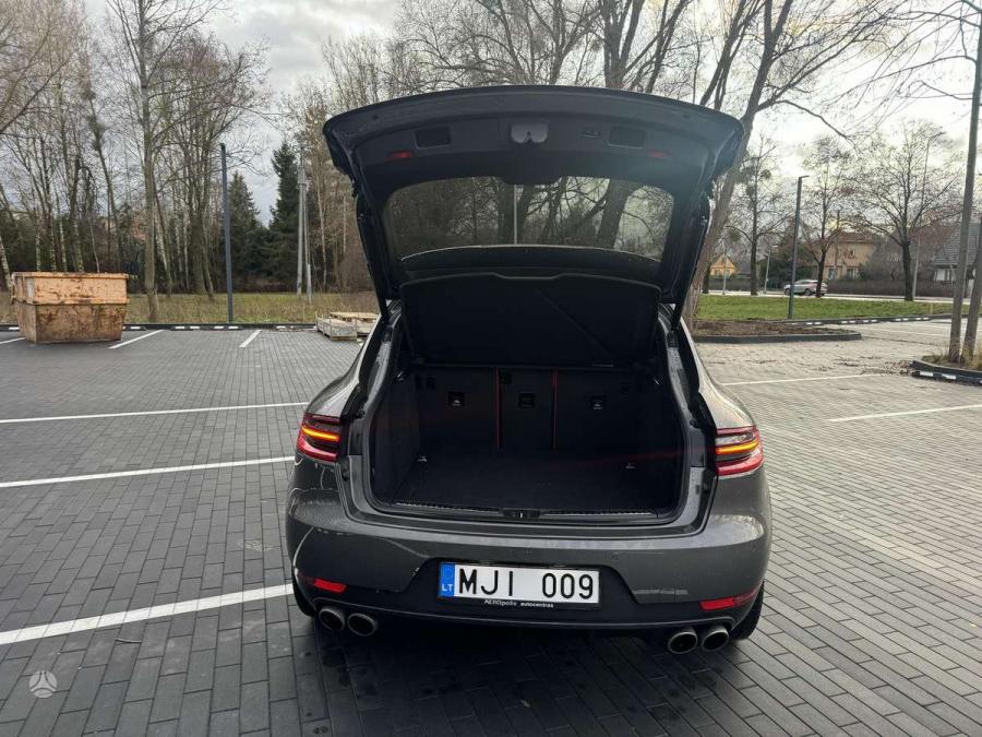 Pelēks Porsche Macan 2014 Kauņa, ar dzinēja tilpumu 2.97 L un nobraukumu 285 tūkst. km par 18500 €, foto 13 vietnē AUTOMOTO.COM.LV