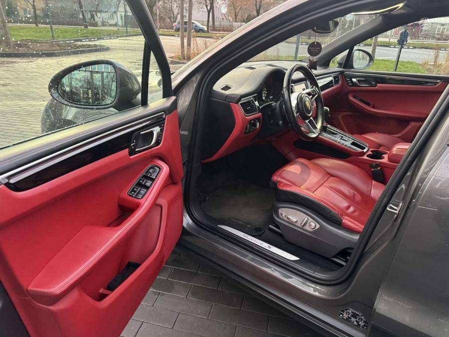 Pelēks Porsche Macan 2014 Kauņa, ar dzinēja tilpumu 2.97 L un nobraukumu 285 tūkst. km par 18500 €, foto 22 vietnē AUTOMOTO.COM.LV