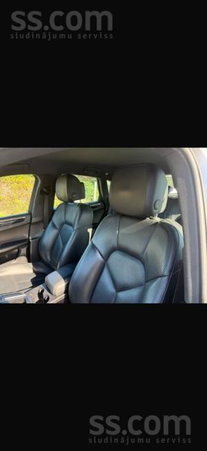 Grey Porsche Macan 2014 in Riga, with an engine capacity of 3.00 L and mileage of 358 thousand km for 16900 €, photo 11 on AUTOMOTO.COM.LV