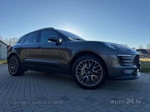 Grey Porsche Macan 2015 in Tallinn, with an engine capacity of 3.00 L and mileage of 249 thousand km for 19900 €, photo 3 on AUTOMOTO.COM.LV