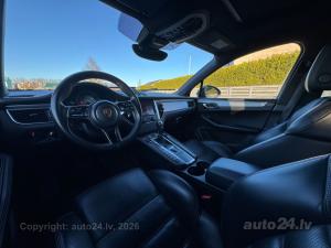 Grey Porsche Macan 2015 in Tallinn, with an engine capacity of 3.00 L and mileage of 249 thousand km for 19900 €, photo 9 on AUTOMOTO.COM.LV
