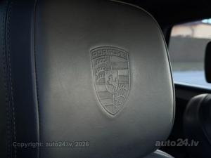 Grey Porsche Macan 2015 in Tallinn, with an engine capacity of 3.00 L and mileage of 249 thousand km for 19900 €, photo 11 on AUTOMOTO.COM.LV