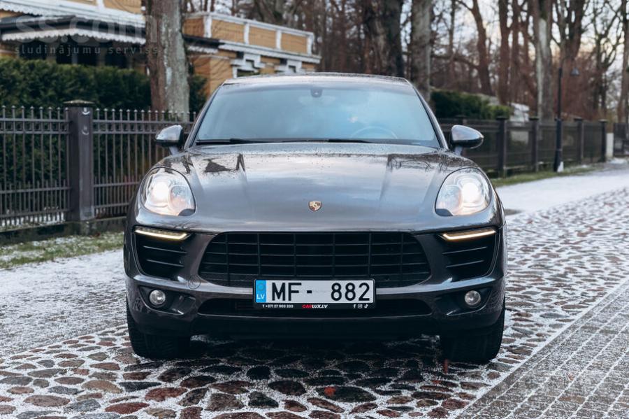 Pelēks Porsche Macan 2015 Liepāja, ar dzinēja tilpumu 3.00 L un nobraukumu 233 tūkst. km par 19900 €, foto 3 vietnē AUTOMOTO.COM.LV