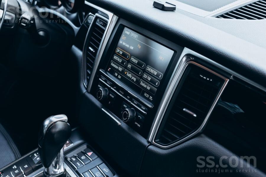 Pelēks Porsche Macan 2015 Liepāja, ar dzinēja tilpumu 3.00 L un nobraukumu 233 tūkst. km par 19900 €, foto 13 vietnē AUTOMOTO.COM.LV