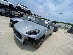 Grey Porsche Macan 2015 in Klaipeda, with an engine capacity of 3.00 L and mileage of 187 thousand km for 9500 €, photo 5 on AUTOMOTO.COM.LV