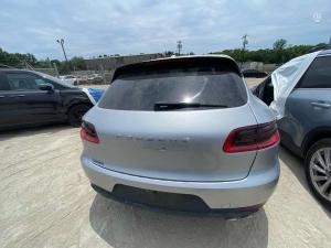 Grey Porsche Macan 2015 in Klaipeda, with an engine capacity of 3.00 L and mileage of 187 thousand km for 9500 €, photo 8 on AUTOMOTO.COM.LV