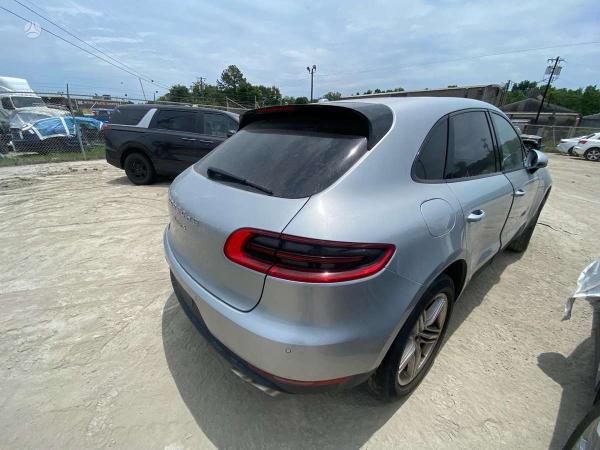 Pelēks Porsche Macan 2015 Klaipėda, ar dzinēja tilpumu 3.00 L un nobraukumu 187 tūkst. km par 9500 €, foto 8 vietnē AUTOMOTO.COM.LV