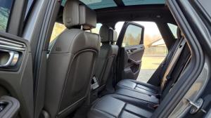 Pelēks Porsche Macan 2015 Rīga, ar dzinēja tilpumu 3.00 L un nobraukumu 240 tūkst. km par 24990 €, foto 9 vietnē AUTOMOTO.COM.LV