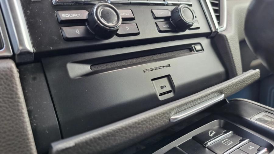 Pelēks Porsche Macan 2015 Rīga, ar dzinēja tilpumu 3.00 L un nobraukumu 240 tūkst. km par 24990 €, foto 21 vietnē AUTOMOTO.COM.LV