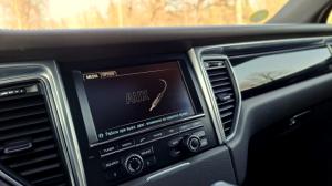 Pelēks Porsche Macan 2015 Rīga, ar dzinēja tilpumu 3.00 L un nobraukumu 240 tūkst. km par 24990 €, foto 26 vietnē AUTOMOTO.COM.LV