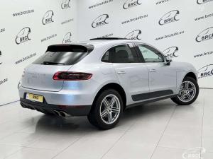 Grey Porsche Macan 2015 in Vilnius, with an engine capacity of 3.00 L and mileage of 260 thousand km for 18500 €, photo 4 on AUTOMOTO.COM.LV