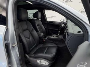 Grey Porsche Macan 2015 in Vilnius, with an engine capacity of 3.00 L and mileage of 260 thousand km for 18500 €, photo 9 on AUTOMOTO.COM.LV