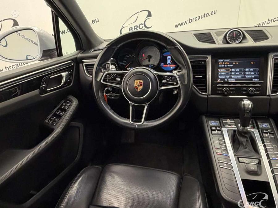 Grey Porsche Macan 2015 in Vilnius, with an engine capacity of 3.00 L and mileage of 260 thousand km for 18500 €, photo 16 on AUTOMOTO.COM.LV