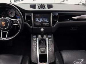 Grey Porsche Macan 2015 in Vilnius, with an engine capacity of 3.00 L and mileage of 260 thousand km for 18500 €, photo 17 on AUTOMOTO.COM.LV