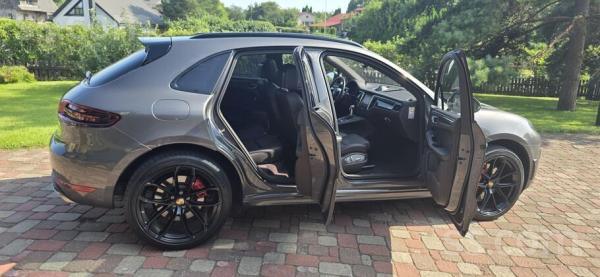 Pelēks Porsche Macan 2015 Ogre, ar dzinēja tilpumu 3.60 L un nobraukumu 237 tūkst. km par 27500 €, foto 6 vietnē AUTOMOTO.COM.LV