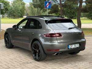 Grey Porsche Macan 2015 in Riga, with an engine capacity of 3.60 L and mileage of 237 thousand km for 21990 €, photo 3 on AUTOMOTO.COM.LV