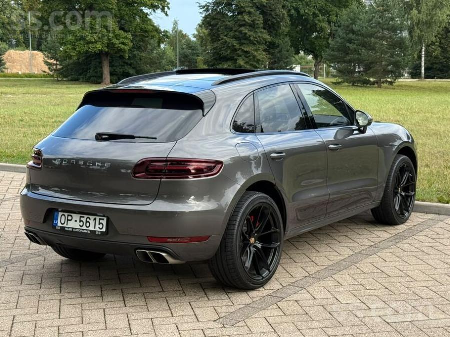 Grey Porsche Macan 2015 in Riga, with an engine capacity of 3.60 L and mileage of 237 thousand km for 21990 €, photo 9 on AUTOMOTO.COM.LV