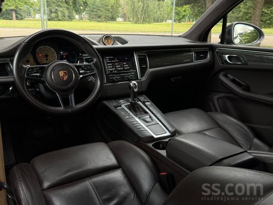 Pelēks Porsche Macan 2015 Rīga, ar dzinēja tilpumu 3.60 L un nobraukumu 237 tūkst. km par 21990 €, foto 13 vietnē AUTOMOTO.COM.LV