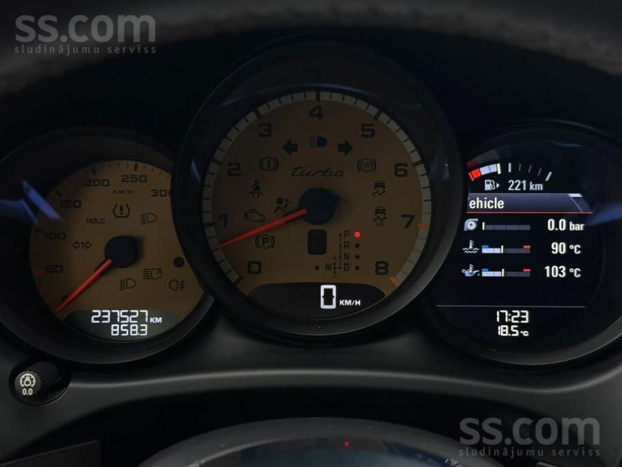 Pelēks Porsche Macan 2015 Rīga, ar dzinēja tilpumu 3.60 L un nobraukumu 237 tūkst. km par 21990 €, foto 18 vietnē AUTOMOTO.COM.LV