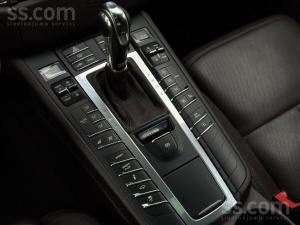 Pelēks Porsche Macan 2015 Rīga, ar dzinēja tilpumu 3.60 L un nobraukumu 237 tūkst. km par 21990 €, foto 21 vietnē AUTOMOTO.COM.LV