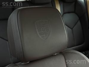 Pelēks Porsche Macan 2015 Rīga, ar dzinēja tilpumu 3.60 L un nobraukumu 237 tūkst. km par 21990 €, foto 31 vietnē AUTOMOTO.COM.LV
