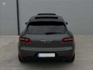 Pelēks Porsche Macan 2015 Mažeikiai, ar dzinēja tilpumu 2.97 L un nobraukumu 245 tūkst. km par 19499 €, foto 4 vietnē AUTOMOTO.COM.LV