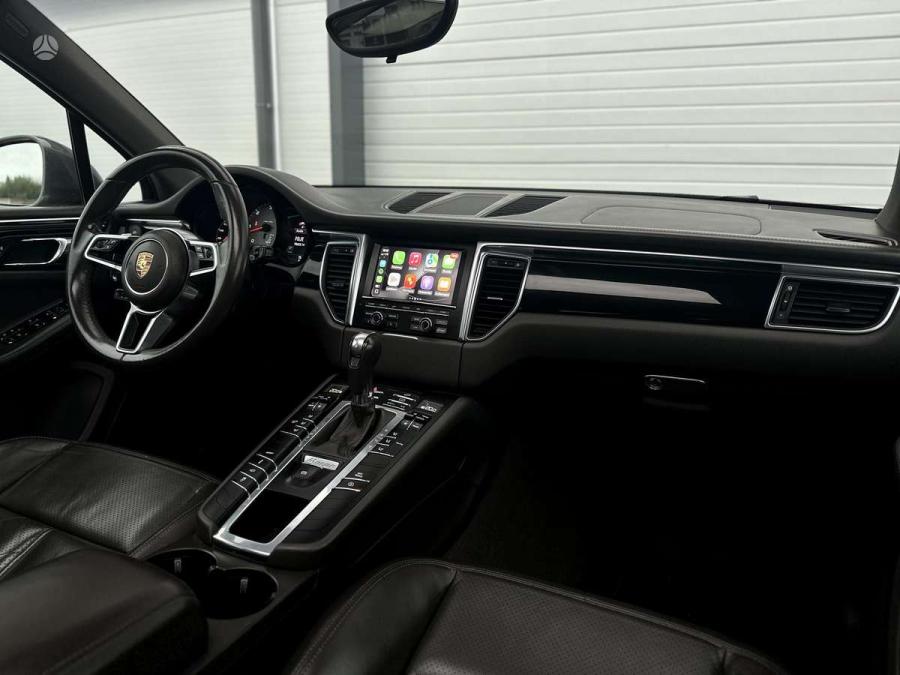 Pelēks Porsche Macan 2015 Mažeikiai, ar dzinēja tilpumu 2.97 L un nobraukumu 245 tūkst. km par 19499 €, foto 29 vietnē AUTOMOTO.COM.LV