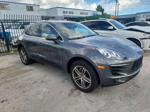 Pelēks Porsche Macan 2016 Kauņa, ar dzinēja tilpumu 3.00 L un nobraukumu 179 tūkst. km par 13000 €, foto 2 vietnē AUTOMOTO.COM.LV
