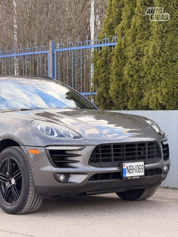 Grey Porsche Macan 2016 in Vilnius, with an engine capacity of 3.00 L and mileage of 242 thousand km for 18500 €, photo 8 on AUTOMOTO.COM.LV