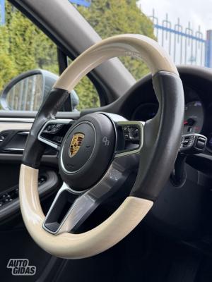 Grey Porsche Macan 2016 in Vilnius, with an engine capacity of 3.00 L and mileage of 242 thousand km for 18500 €, photo 14 on AUTOMOTO.COM.LV