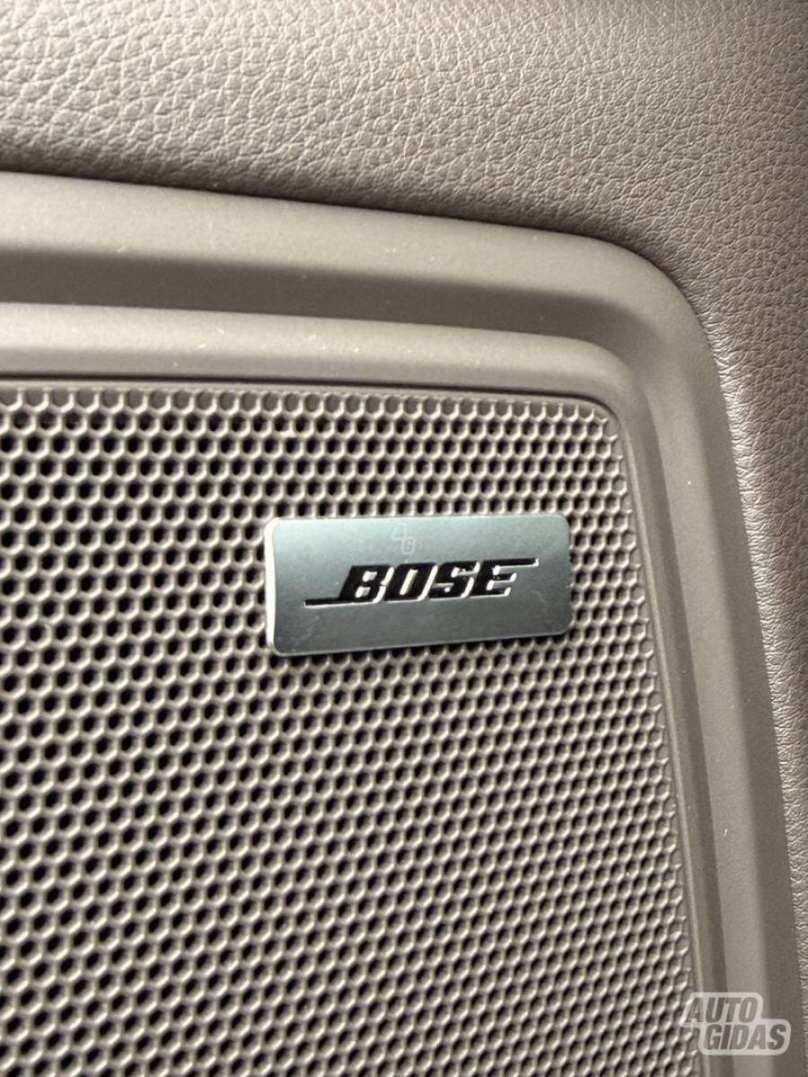 Grey Porsche Macan 2016 in Vilnius, with an engine capacity of 3.00 L and mileage of 242 thousand km for 18500 €, photo 29 on AUTOMOTO.COM.LV