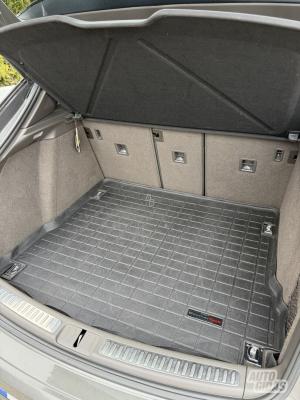 Grey Porsche Macan 2016 in Vilnius, with an engine capacity of 3.00 L and mileage of 242 thousand km for 18500 €, photo 31 on AUTOMOTO.COM.LV