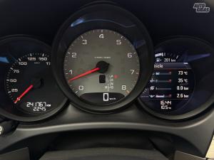 Grey Porsche Macan 2016 in Vilnius, with an engine capacity of 3.00 L and mileage of 242 thousand km for 18500 €, photo 37 on AUTOMOTO.COM.LV