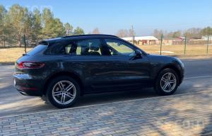 Pelēks Porsche Macan 2016 Rīga, ar dzinēja tilpumu 2.00 L un nobraukumu 117 tūkst. km par 35700 €, foto 5 vietnē AUTOMOTO.COM.LV