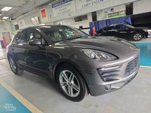 Grey Porsche Macan 2016 in Kaunas, with an engine capacity of 3.00 L and mileage of 184 thousand km for 11500 €, photo 4 on AUTOMOTO.COM.LV