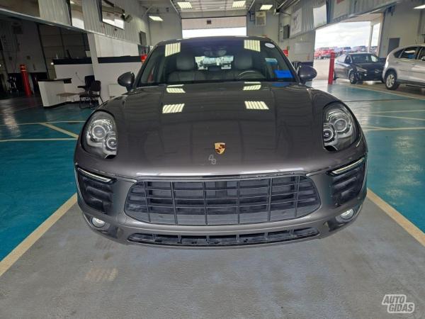 Grey Porsche Macan 2016 in Kaunas, with an engine capacity of 3.00 L and mileage of 184 thousand km for 11500 €, photo 5 on AUTOMOTO.COM.LV