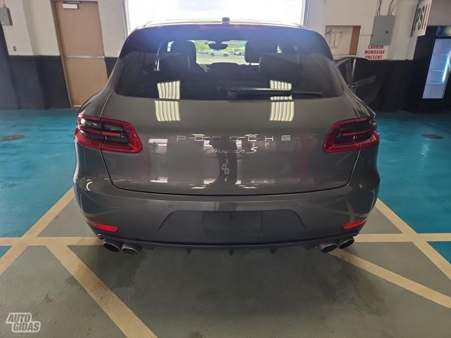 Grey Porsche Macan 2016 in Kaunas, with an engine capacity of 3.00 L and mileage of 184 thousand km for 11500 €, photo 7 on AUTOMOTO.COM.LV