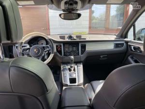 Grey Porsche Macan 2016 in Vilnius, with an engine capacity of 3.00 L and mileage of 243 thousand km for 18000 €, photo 14 on AUTOMOTO.COM.LV