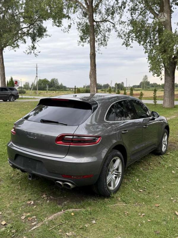 Pelēks Porsche Macan 2016 Šauļi, ar dzinēja tilpumu 3.00 L un nobraukumu 156 tūkst. km par 11999 €, foto 3 vietnē AUTOMOTO.COM.LV