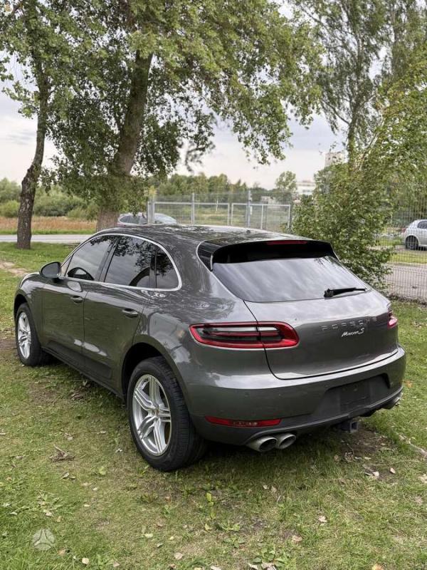 Pelēks Porsche Macan 2016 Šauļi, ar dzinēja tilpumu 3.00 L un nobraukumu 156 tūkst. km par 11999 €, foto 5 vietnē AUTOMOTO.COM.LV