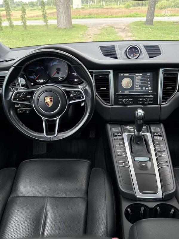 Pelēks Porsche Macan 2016 Šauļi, ar dzinēja tilpumu 3.00 L un nobraukumu 156 tūkst. km par 11999 €, foto 10 vietnē AUTOMOTO.COM.LV