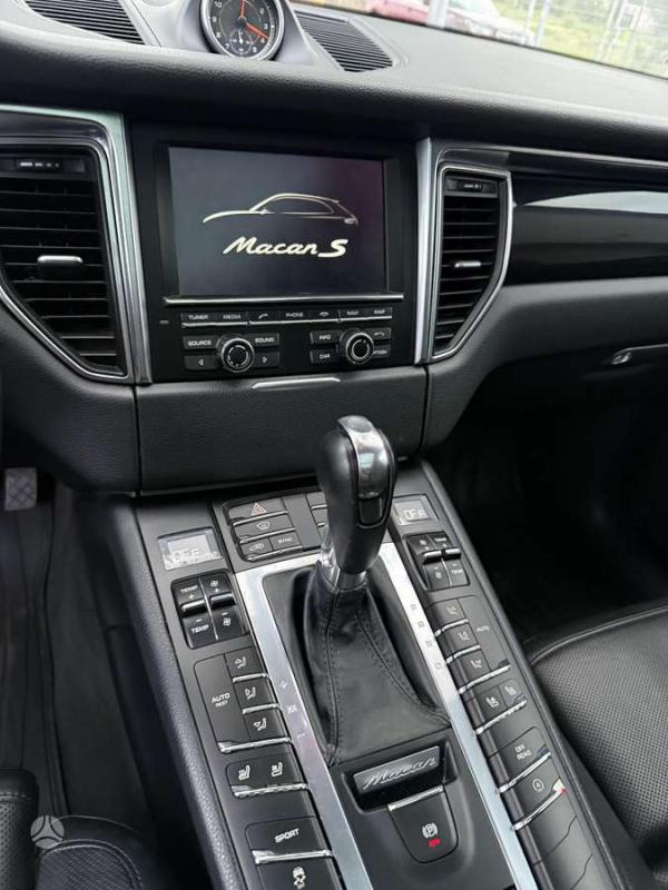 Pelēks Porsche Macan 2016 Šauļi, ar dzinēja tilpumu 3.00 L un nobraukumu 156 tūkst. km par 11999 €, foto 11 vietnē AUTOMOTO.COM.LV