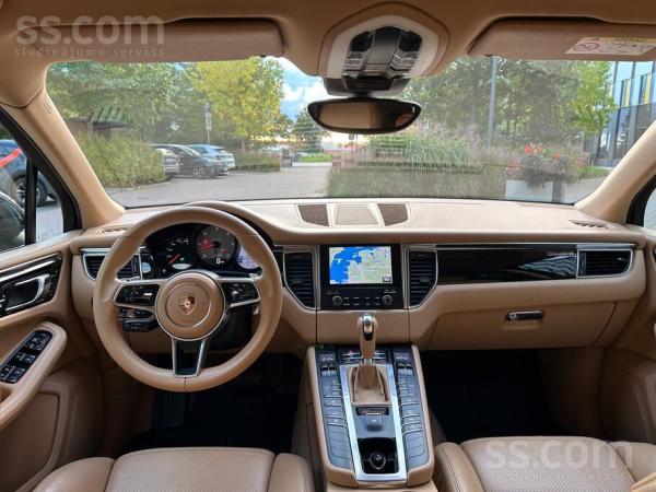 Grey Porsche Macan 2016 in Riga, with an engine capacity of 3.00 L and mileage of 177 thousand km for 27500 €, photo 8 on AUTOMOTO.COM.LV