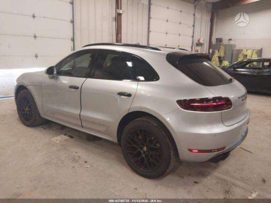 Grey Porsche Macan 2017 in Klaipeda, with an engine capacity of 3.00 L and mileage of 75 thousand km for 16000 €, photo 3 on AUTOMOTO.COM.LV