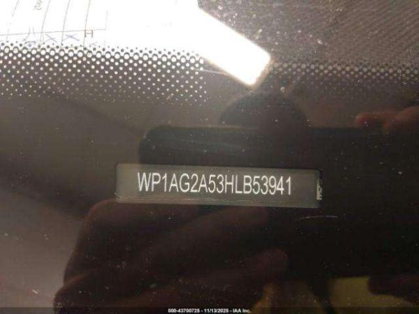 Grey Porsche Macan 2017 in Klaipeda, with an engine capacity of 3.00 L and mileage of 75 thousand km for 16000 €, photo 9 on AUTOMOTO.COM.LV