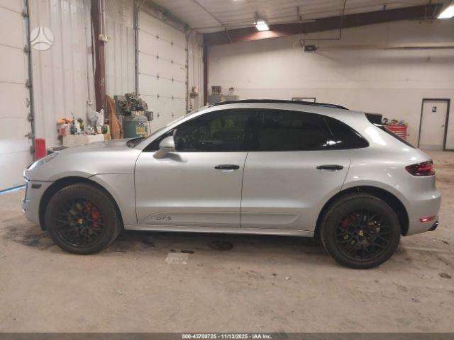 Grey Porsche Macan 2017 in Klaipeda, with an engine capacity of 3.00 L and mileage of 75 thousand km for 16000 €, photo 14 on AUTOMOTO.COM.LV