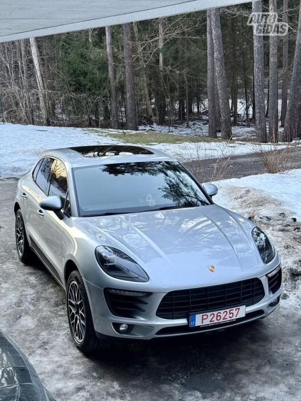 Pelēks Porsche Macan 2017 Viļņa, ar dzinēja tilpumu 2.00 L un nobraukumu 62 tūkst. km par 26400 €, foto 2 vietnē AUTOMOTO.COM.LV