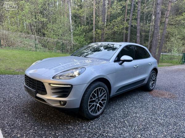 Pelēks Porsche Macan 2017 Viļņa, ar dzinēja tilpumu 2.00 L un nobraukumu 62 tūkst. km par 23990 €, foto 3 vietnē AUTOMOTO.COM.LV