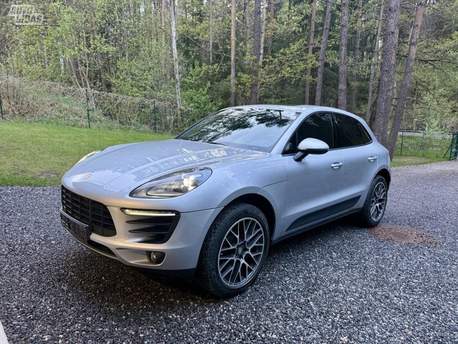 Pelēks Porsche Macan 2017 Viļņa, ar dzinēja tilpumu 2.00 L un nobraukumu 62 tūkst. km par 23990 €, foto 4 vietnē AUTOMOTO.COM.LV